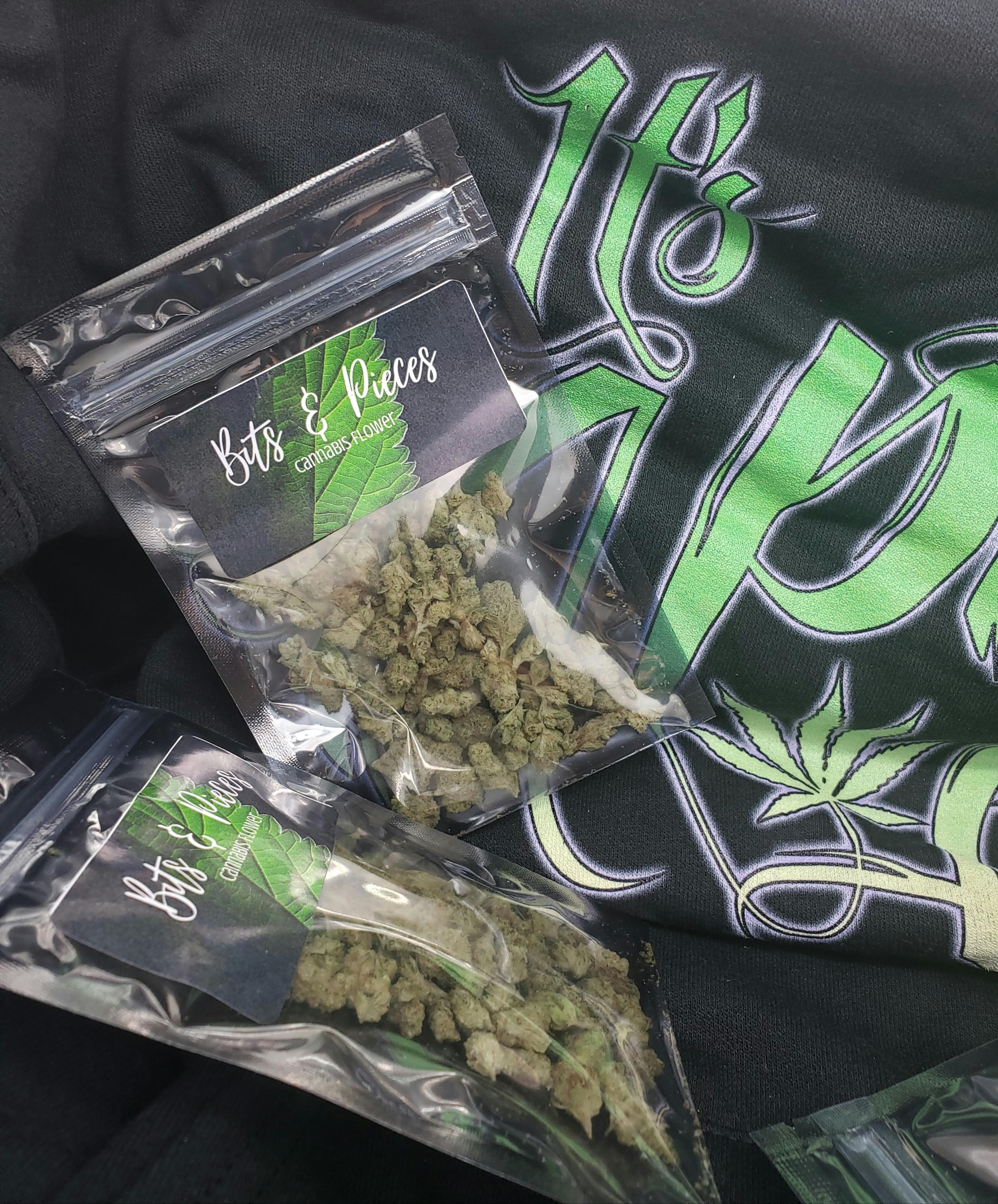 Bits & Pieces - Flower - It's a Plant's Life