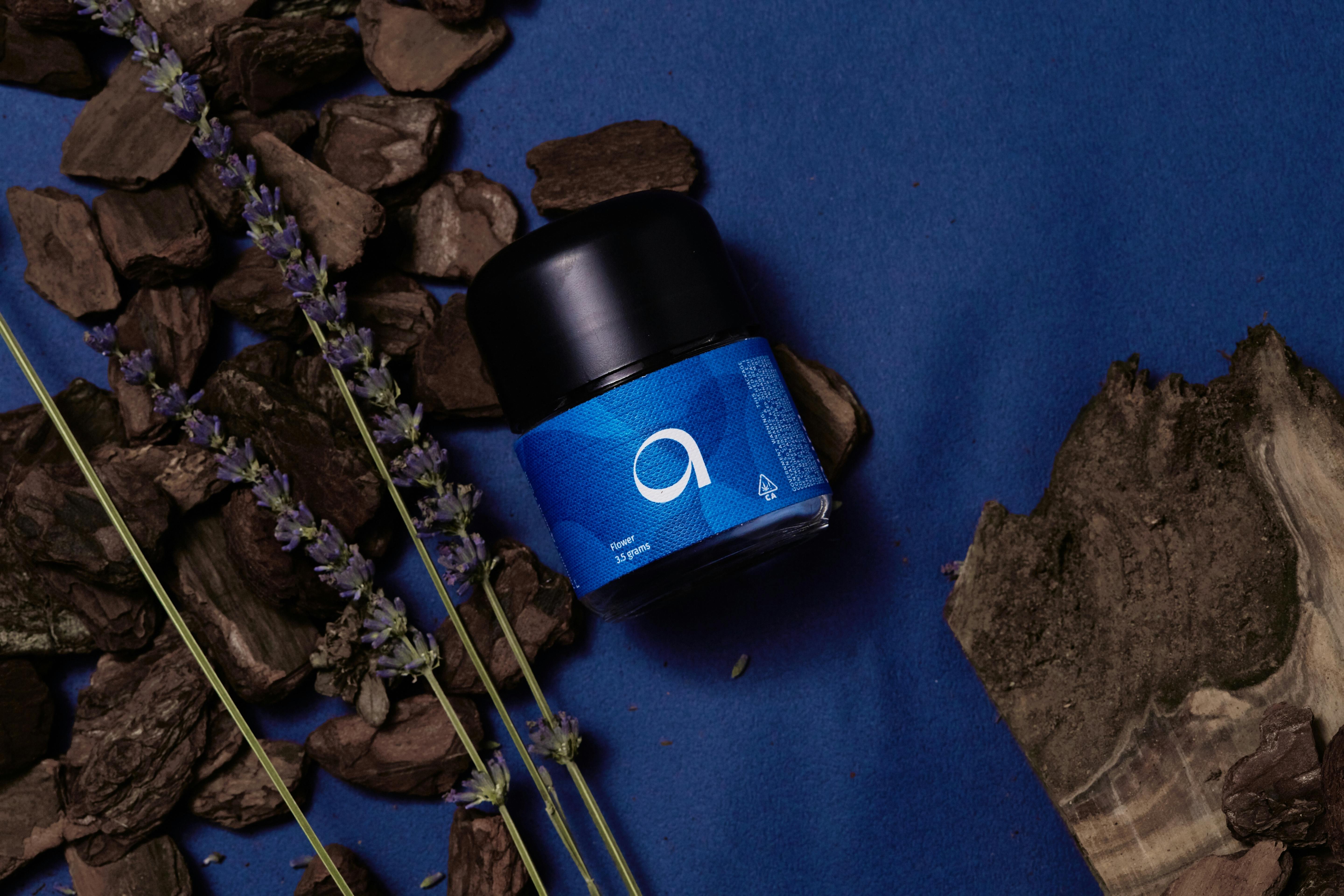 Cosmic Flower - Aura