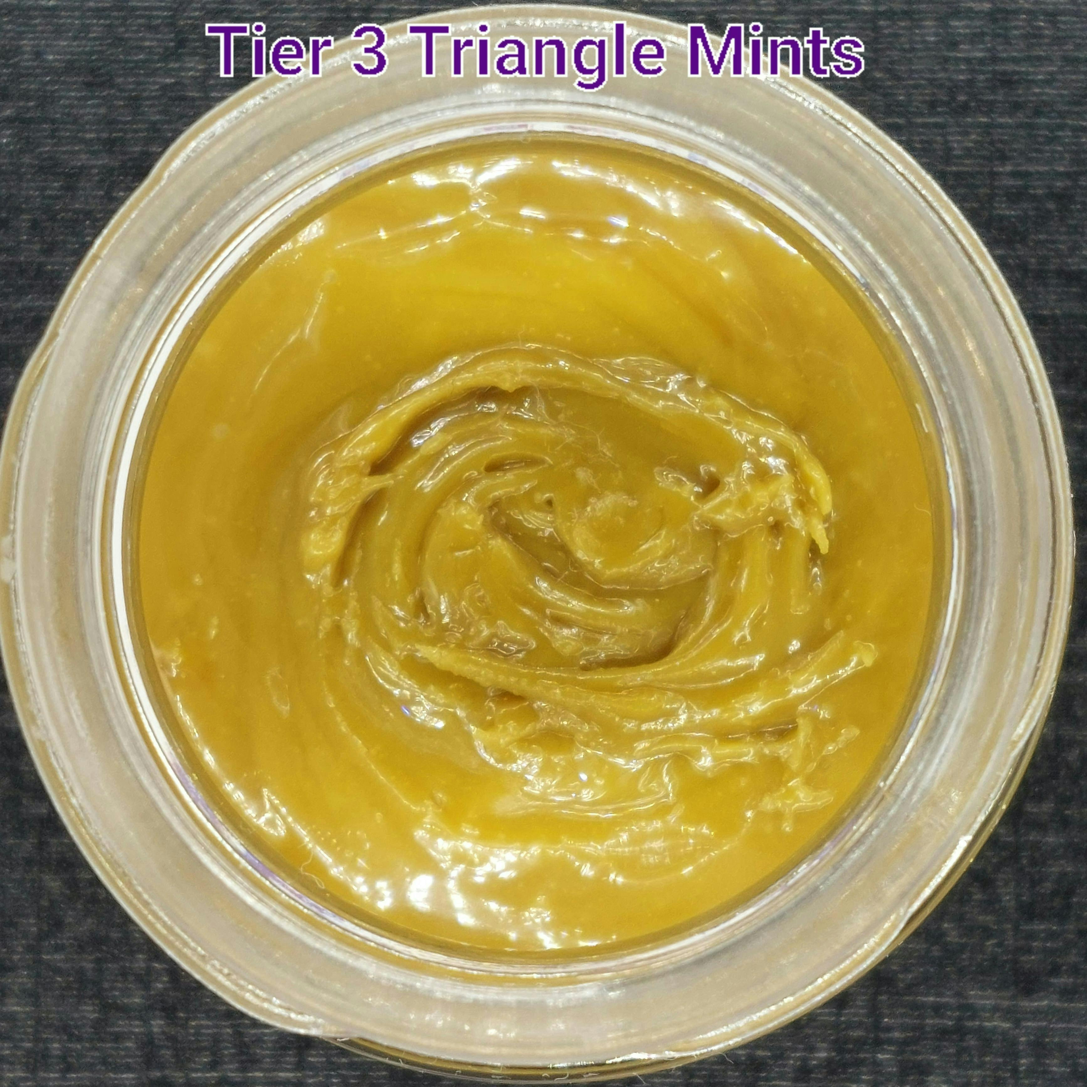 Concentrate - Tier 3 - Dry Sift Rosin - Triangle Mints - Ripple Wellness