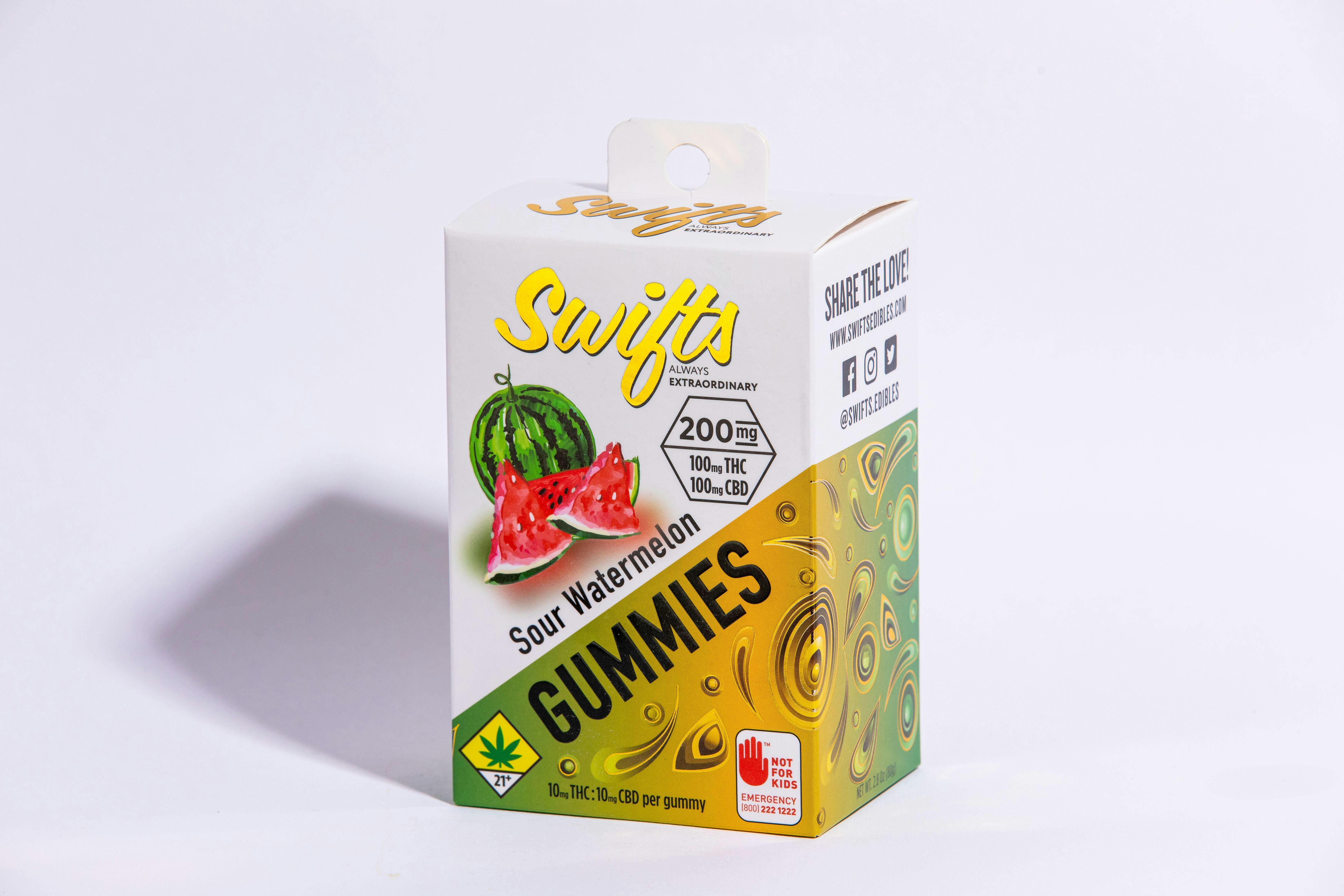 Swifts Gummies Sour Strawberry 1:1 200mg - Swifts Edibles