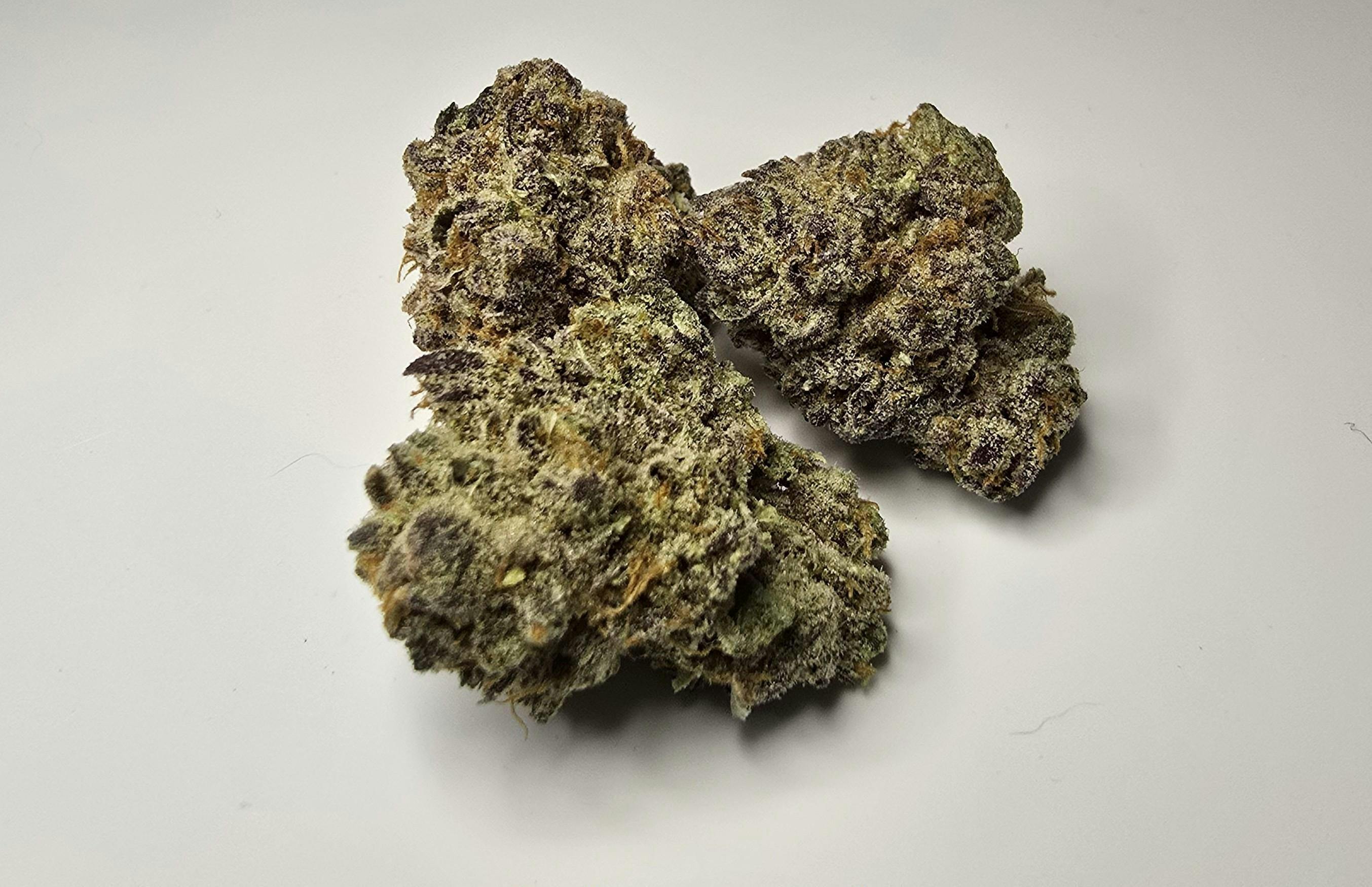 PhD Indoor Flower - Bubba Slapz (3.5g)(I) - Pharmicated