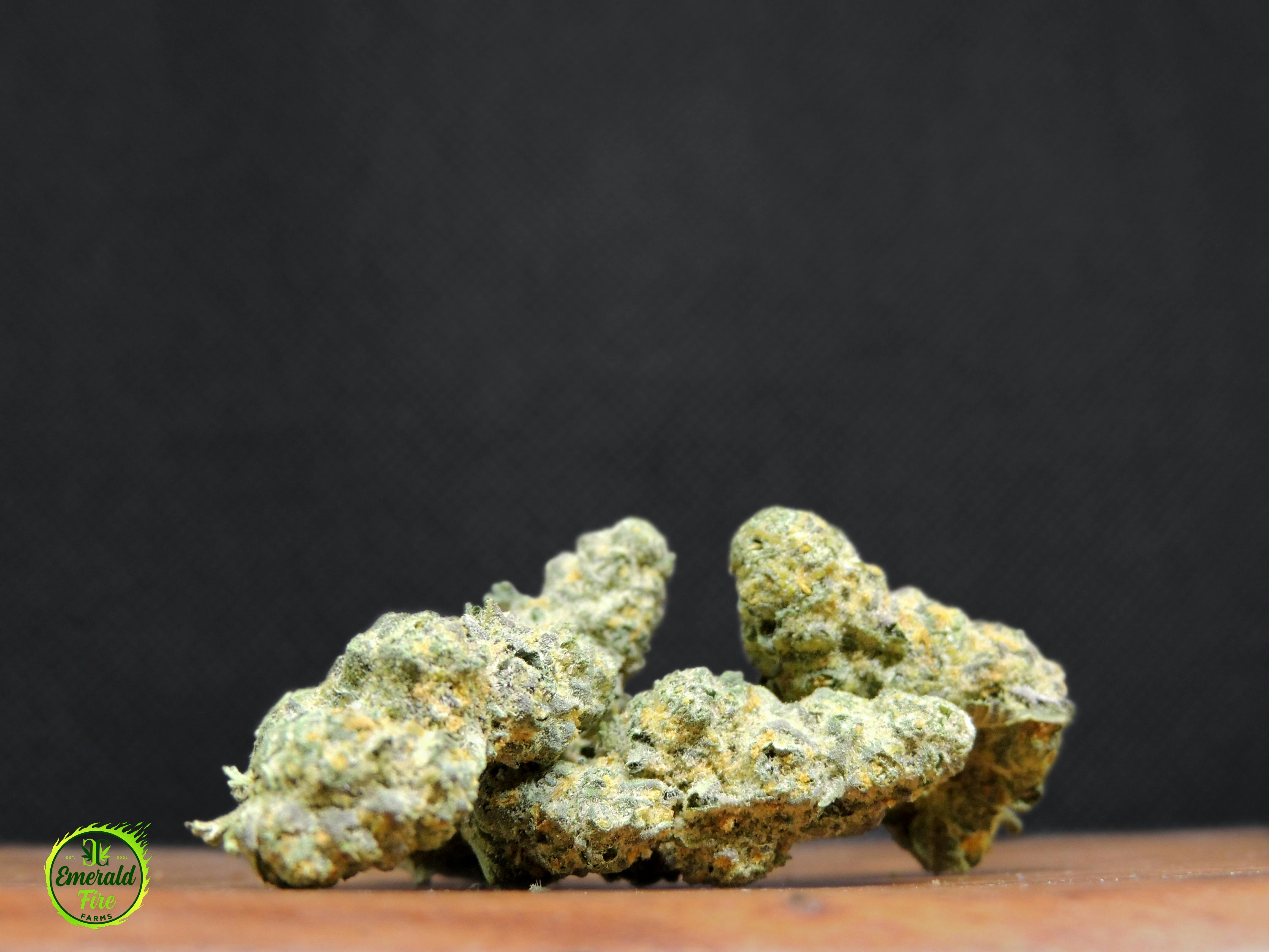 Ice Pie As Buds - Emerald Fire Farms