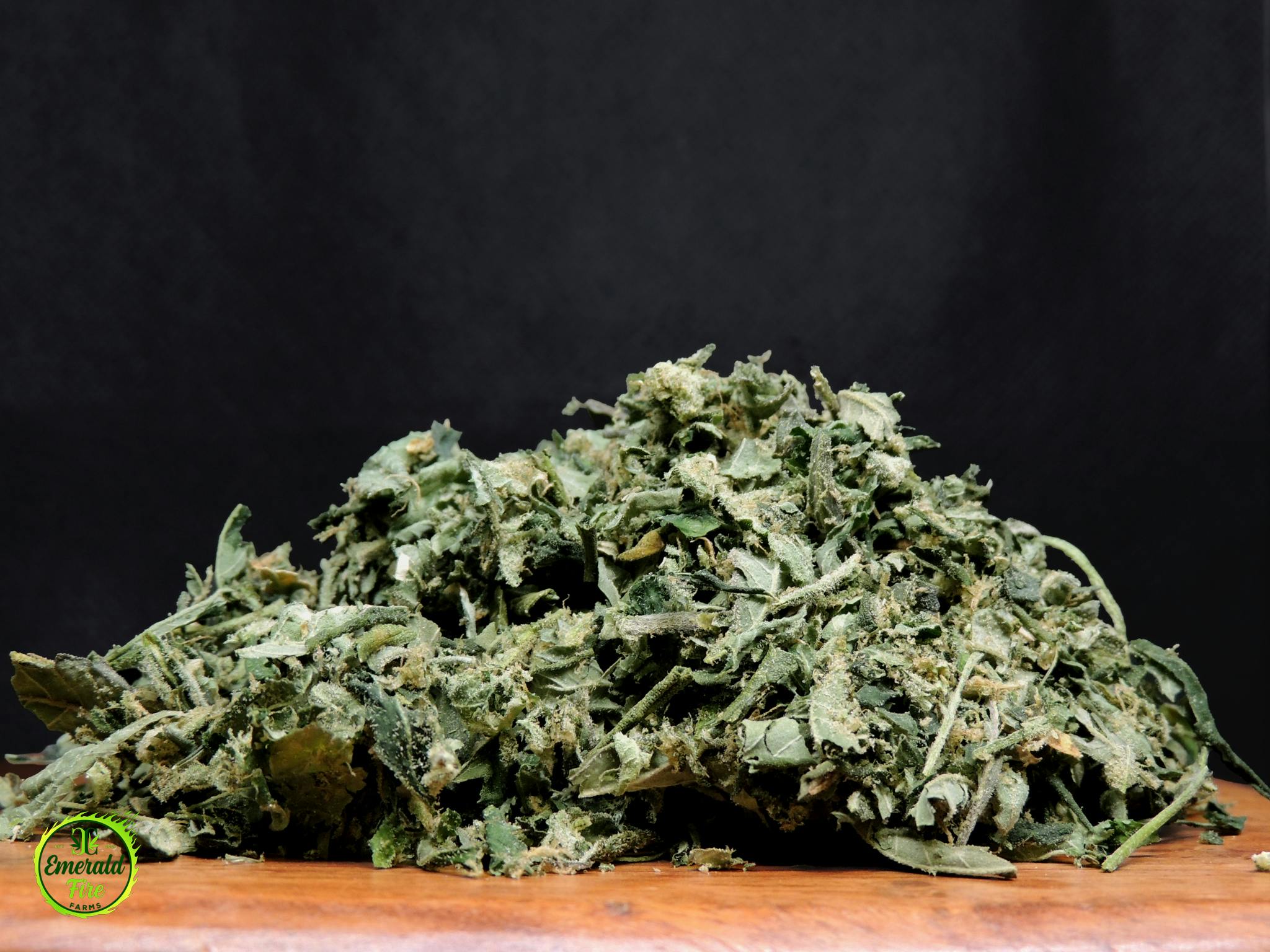 Tahitian Flight Shake/Trim - Emerald Fire Farms